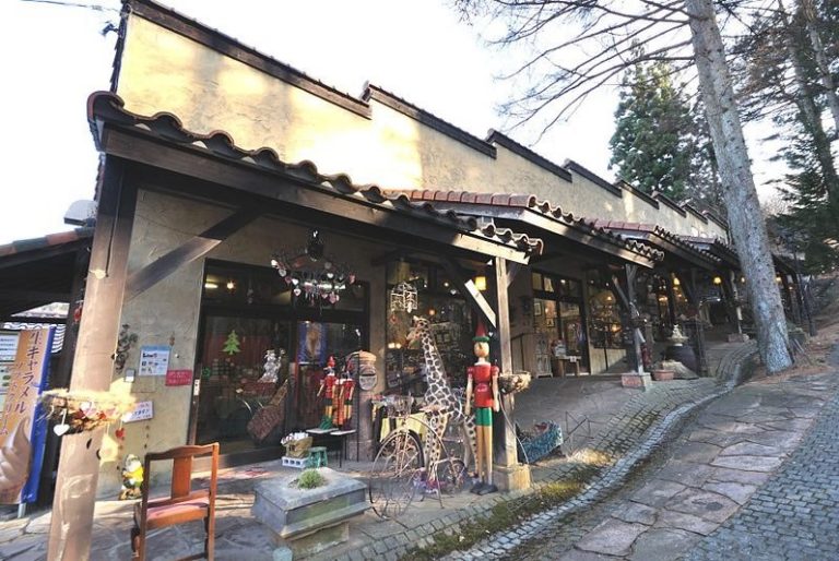 Sightseeing: Lockheart Castle in Gunma - Portal Japan