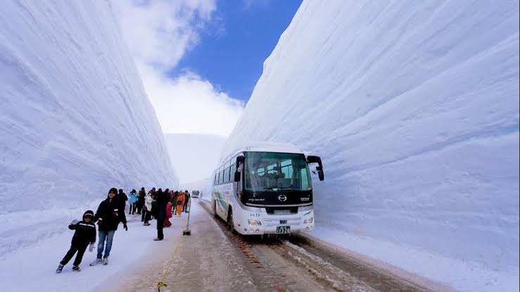 Snow removal isinasagawa na sa scenic na Tateyama Kurobe Alpine Route ...