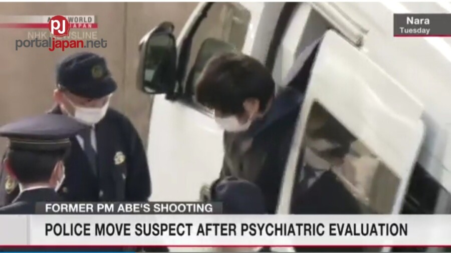 Ang suspek sa pamamaril kay Abe ay inilipat sa himpilan ng pulisya ...
